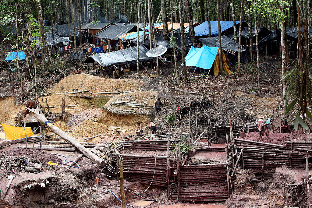 Lei que aprova garimpos em Roraima é inconstitucional, denuncia Apib | APIB
